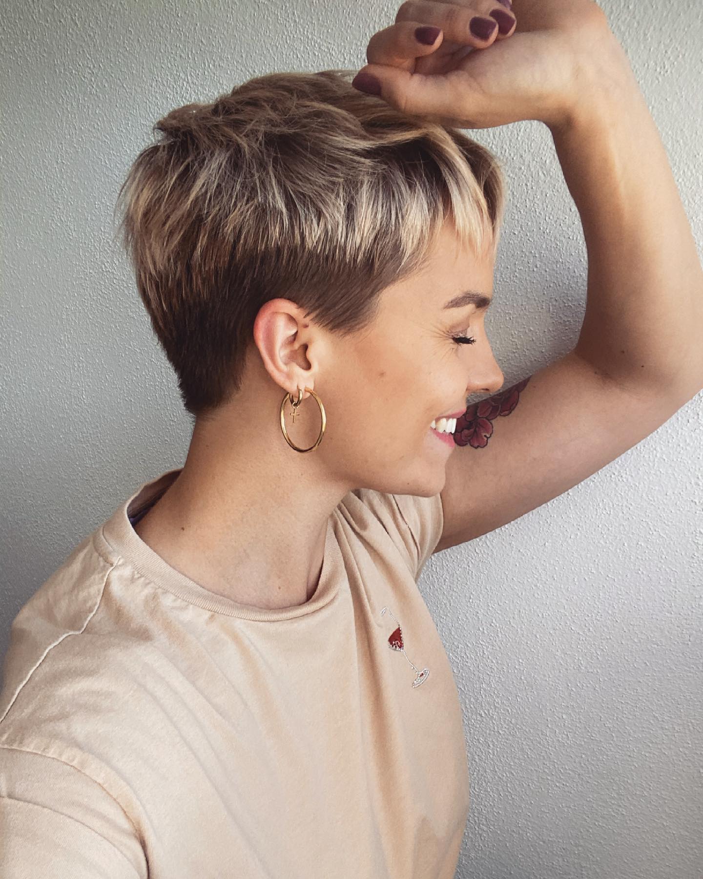 41 Ideias de Corte de Cabelo Undercut Feminino Nuca Raspada